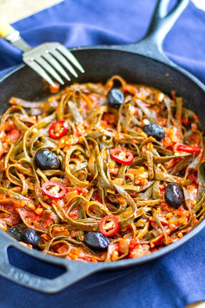 Seaweed Pasta all’Amatriciana (Low Carb & Gluten Free)