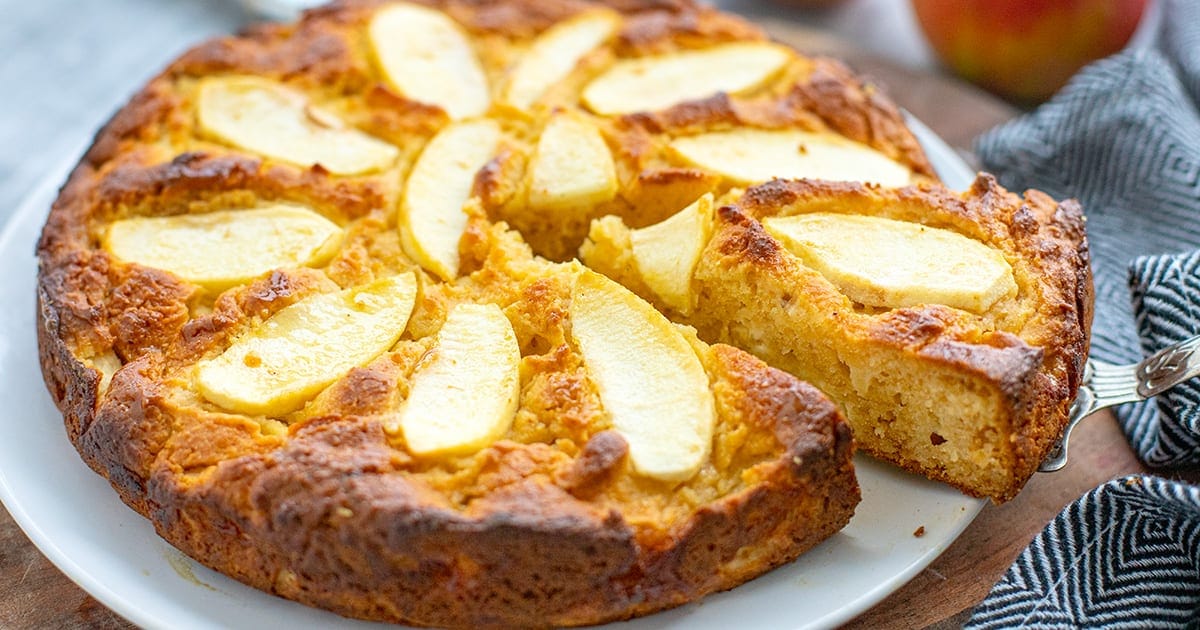 Apple Ricotta Cake