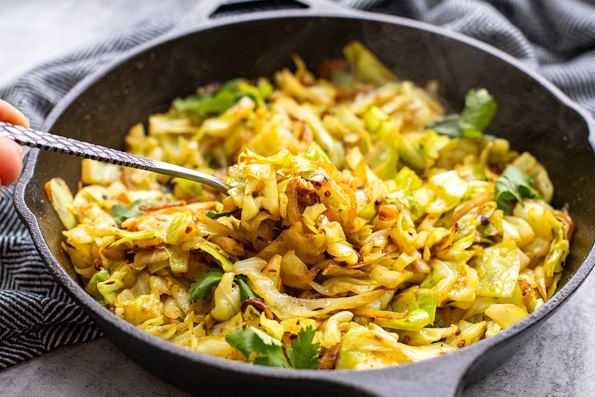 Sautéed Cabbage With Lemon & Garlic