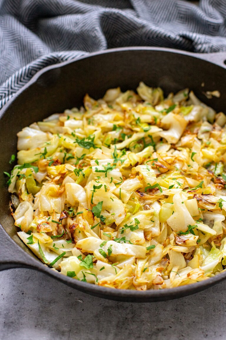Sautéed Cabbage With Lemon & Garlic