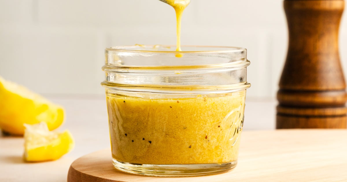 Dijon Mustard Lemon Dressing (Easy Lemon Vinaigrette)